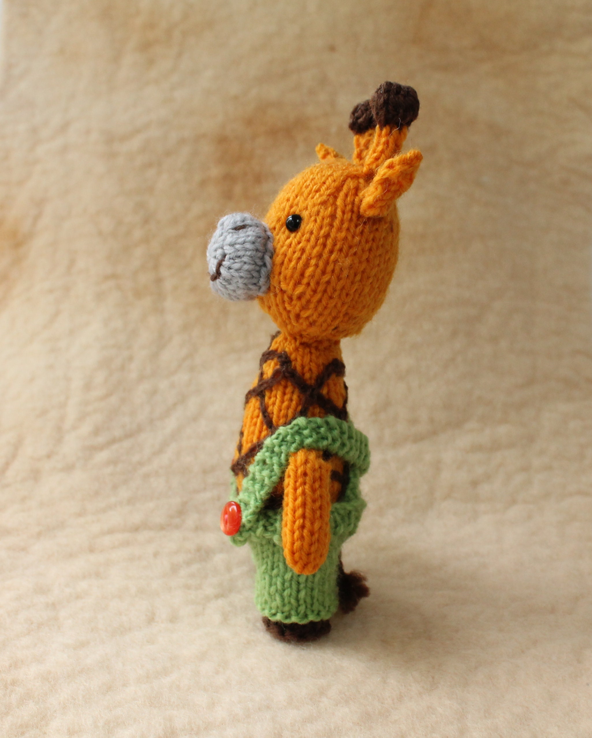 KNITTING PATTERN PDF Safari Friends Set (A); Giraffe, Orangutan, and ...