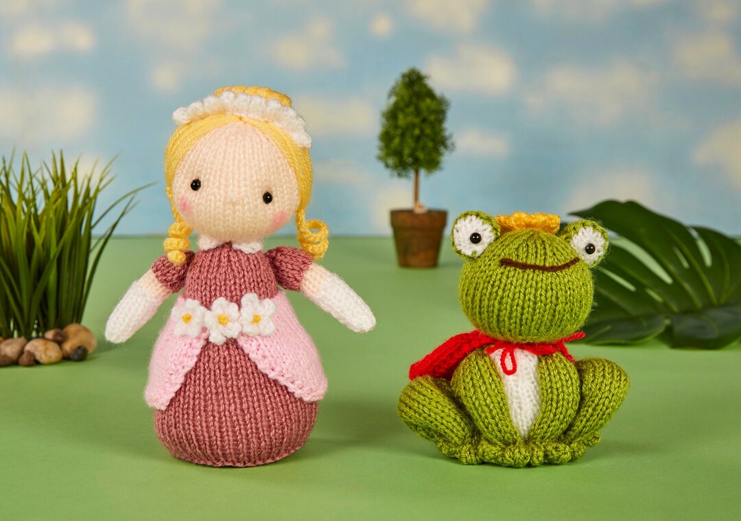 KNITTING PATTERN PDF Princess and the Frog - Etsy