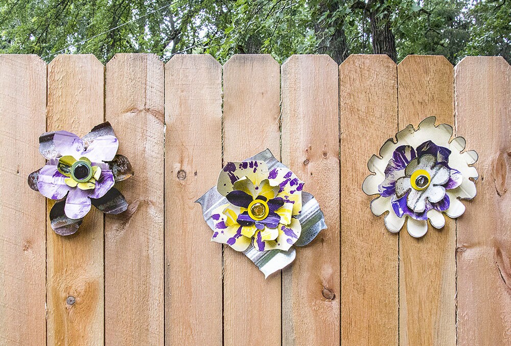Galvanized Metal Flower. Use as Yard Art or Indoor-outdoor | Etsy