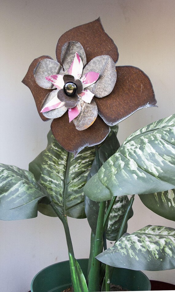 Rusty Galvanized Metal Flower. Use as Indoor Outdoor Wall | Etsy