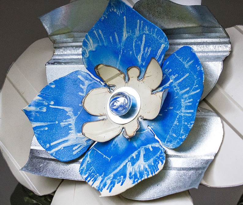 Huge 19-inch Galvanized Metal Flower. Use as Wall Hanging or Yard Art ...