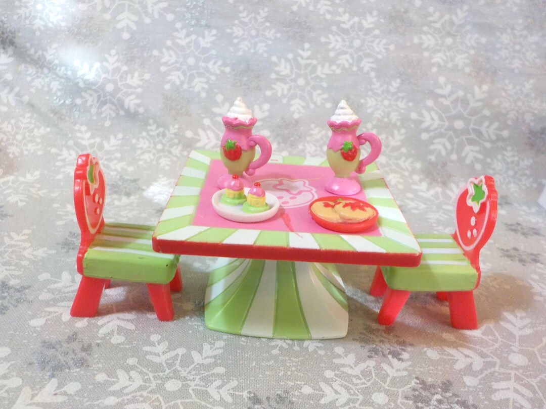 Strawberry Shortcake Table-chairs-drinks-food - Pre-owned - Etsy
