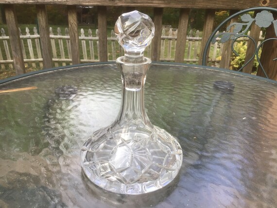 Vintage Ship Captains Decanter Star Burst Blossom on Stopper - Etsy