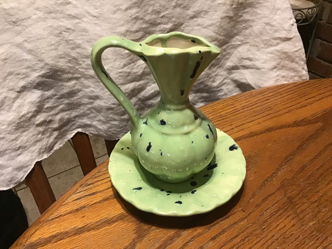 Ceramic Pitcher & Bowl, Scalloped Rims, Green With Spots - Etsy