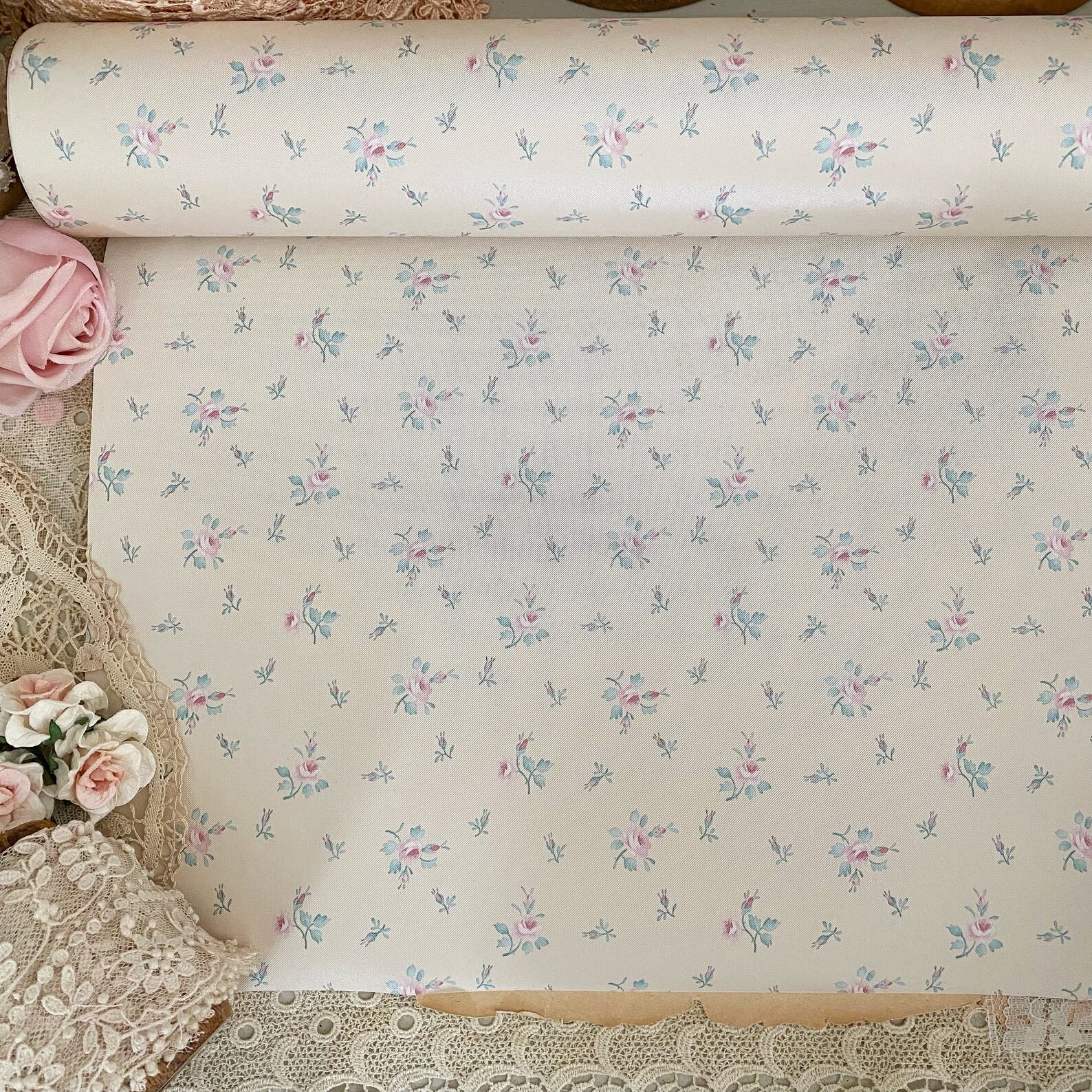 Vintage Ditsy Floral Roses Shabby Chic Wallpaper by the Yard - Etsy