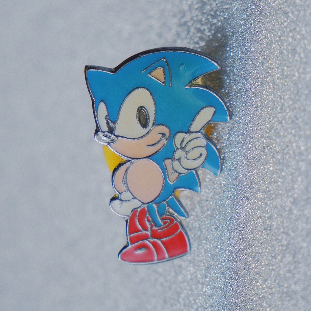 Sonic the Hedgehog Vintage Enamel Pin Sonic Standing and Pointing up ...
