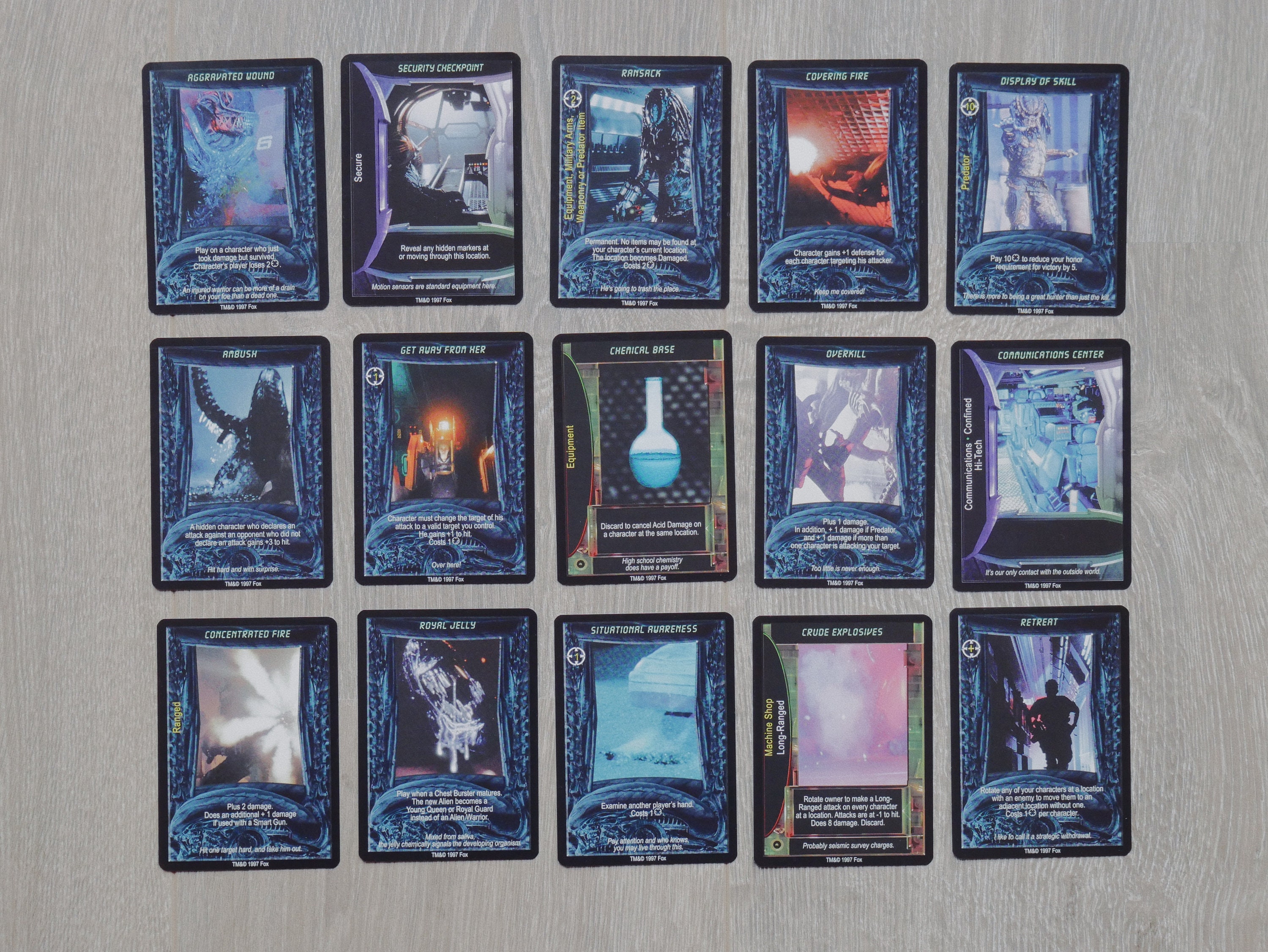 Aliens Predator Vintage Customisable Card Game From 1997 harperprism ...