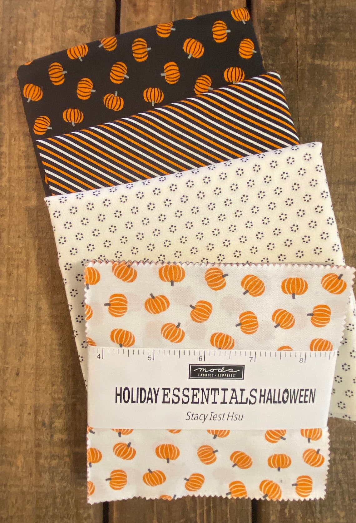 SALE Halloween Table Runner Quilt Kit includes Backing - Etsy