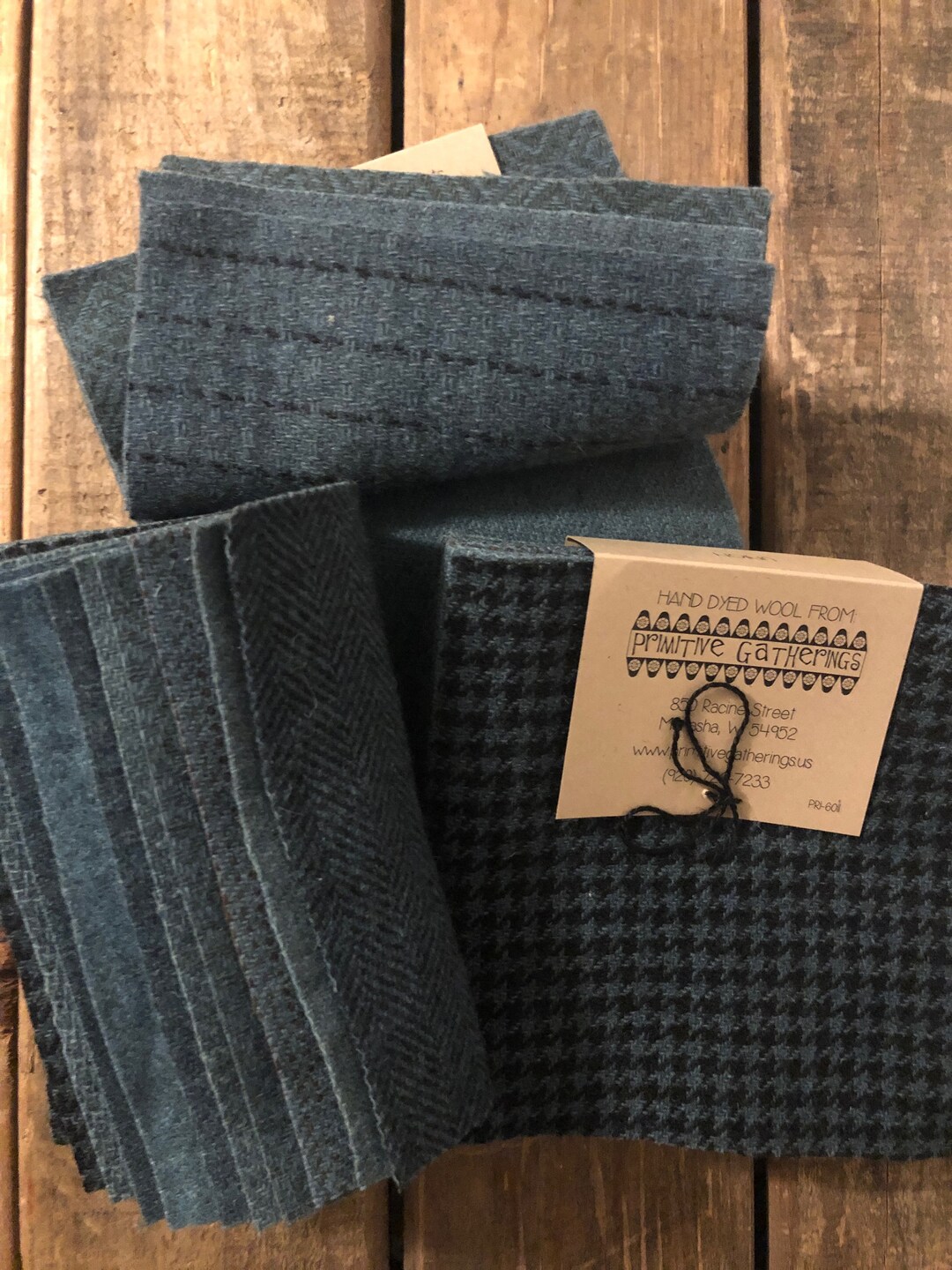 Primitive Gatherings Hand Dyed Wool Union Charm Pack 10 5-inch Squares ...
