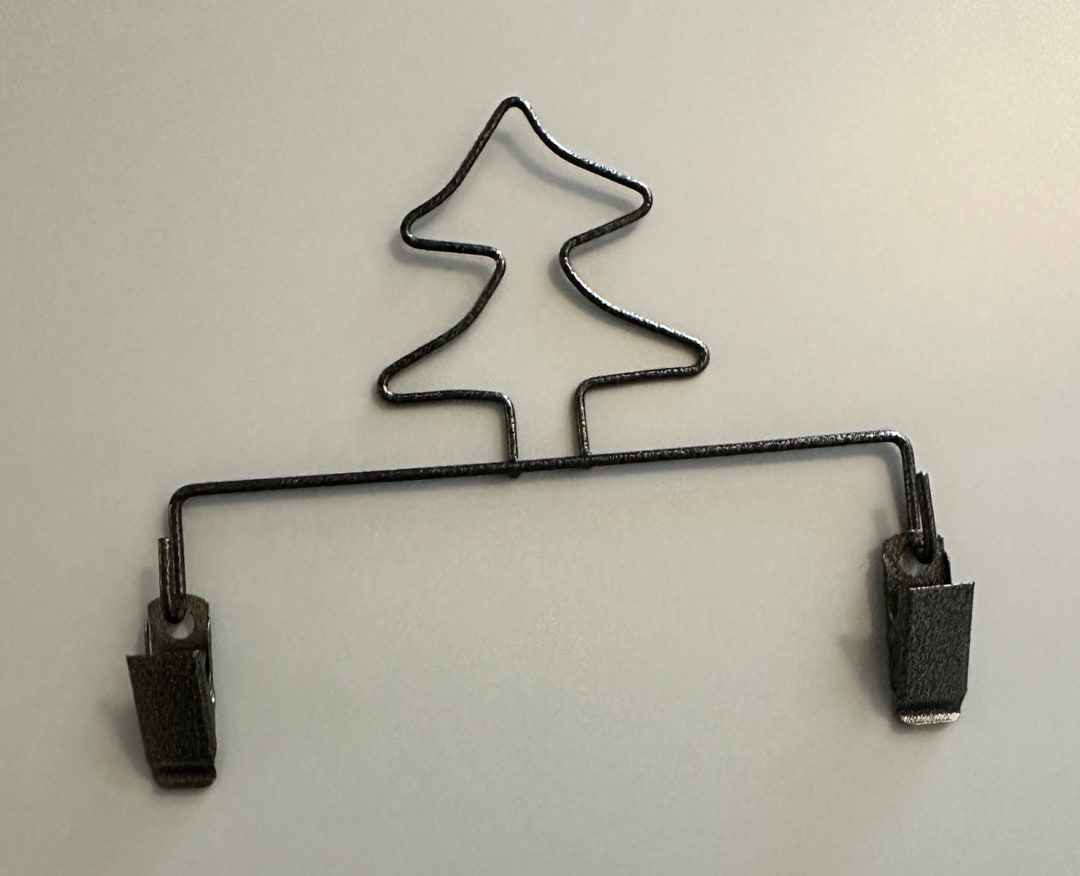 TREE QUILT HANGER -- 6in Tree Clip Holder -- With Clips -- Black ...