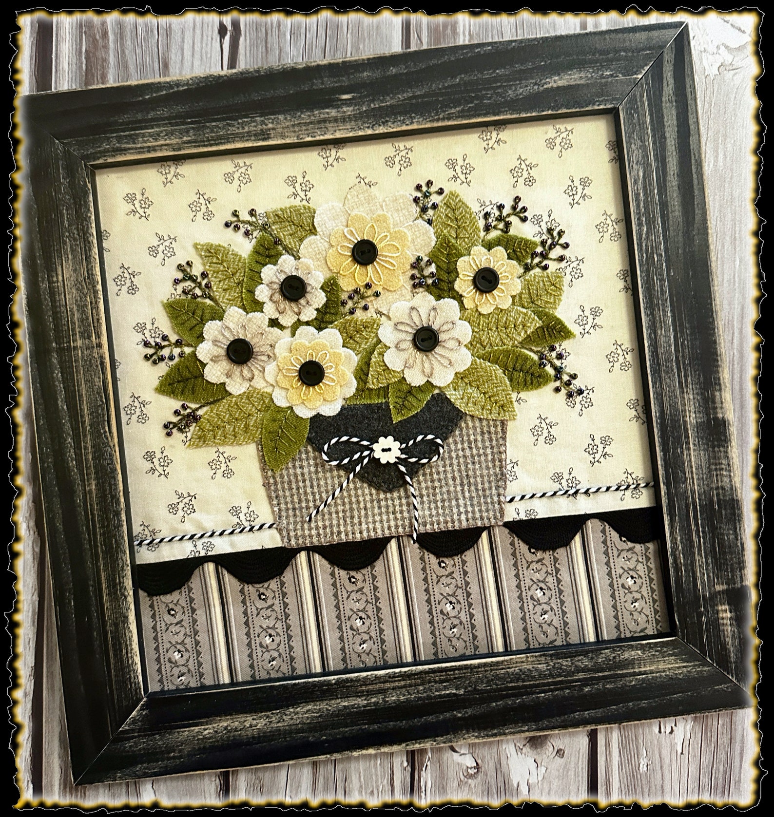 MAY BOUQUET -- Wool Applique Kit or Thread Pack or Both! -- Kit ...
