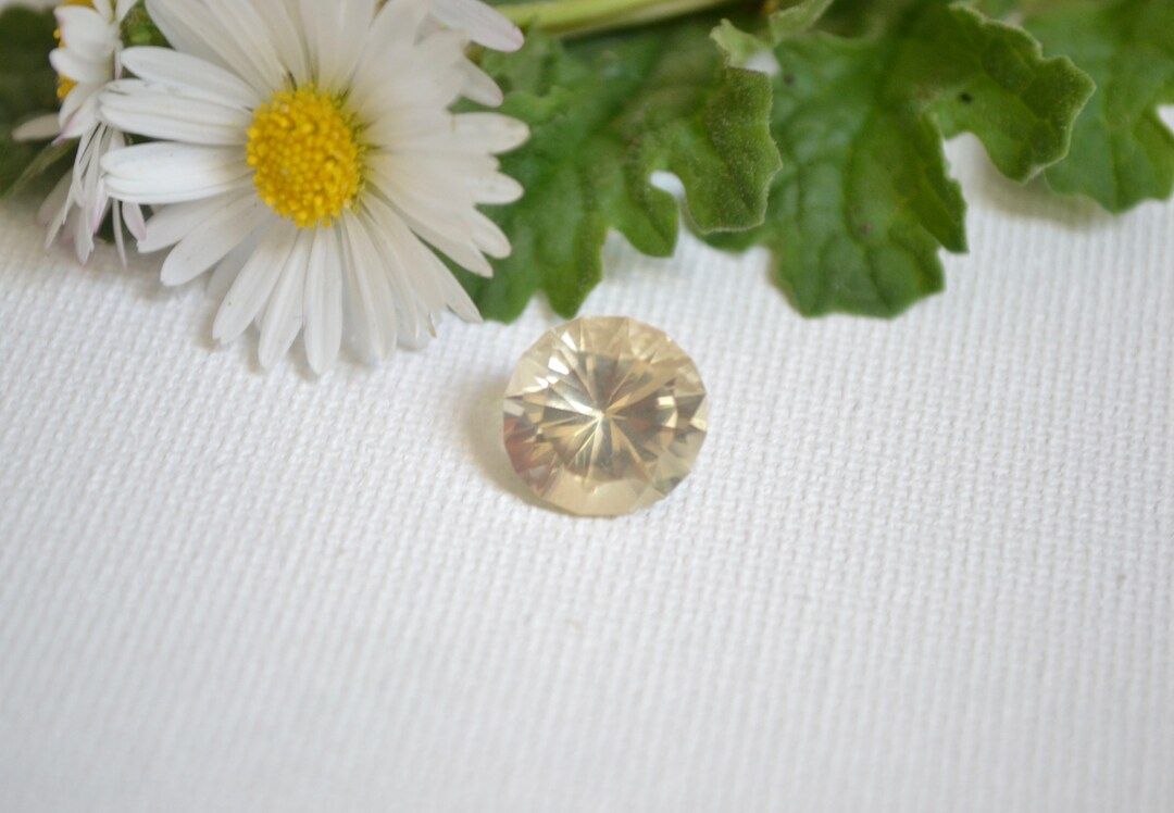 Oregon Sunstones, Gemstones, Clear Gemstones, Faceted Gemstone, Natural ...