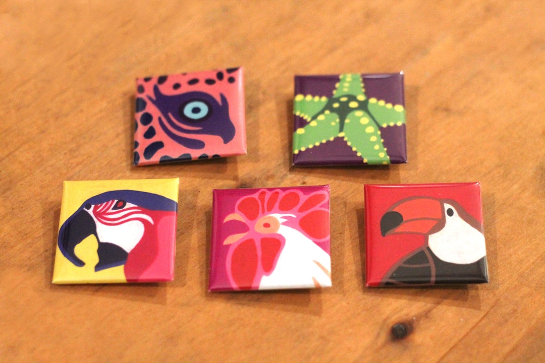 36 Species - Illustrated Animal Badges - Etsy