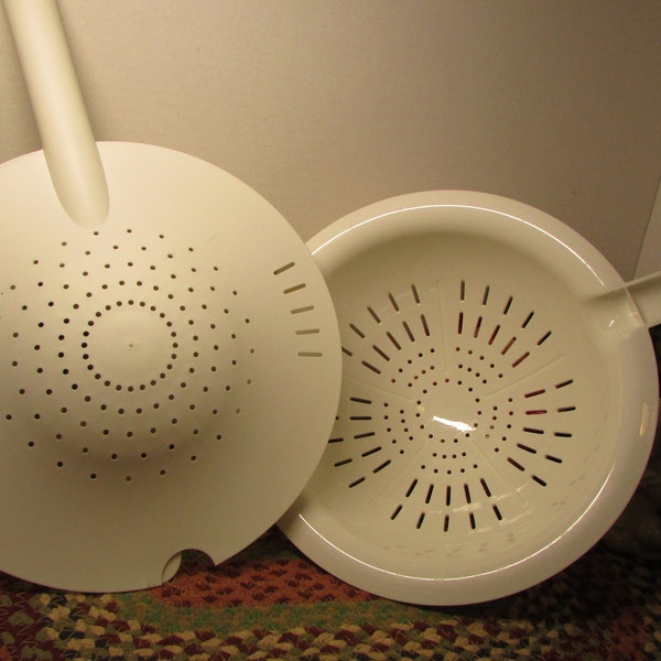 Tupperware Colander - Etsy