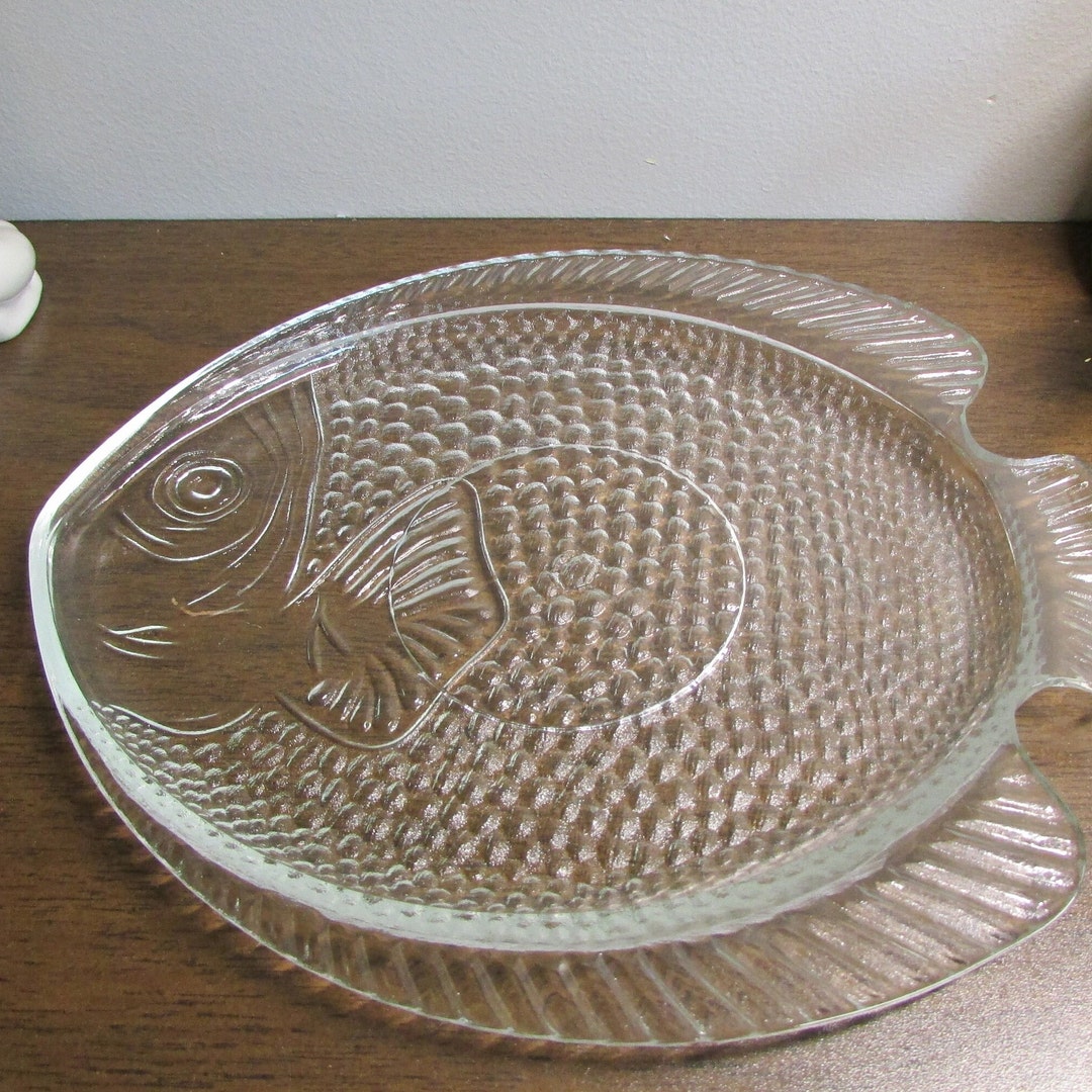 Clear Glass Fish Plate 8 Dish Platter Unique Charcuterie Crudites ...