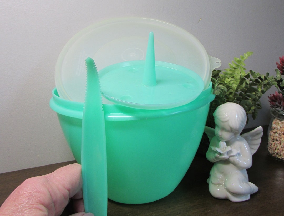 Vintage Iconic Tupperware Crisp-it Lettuce Keeper Set Jadeite Bowl ...