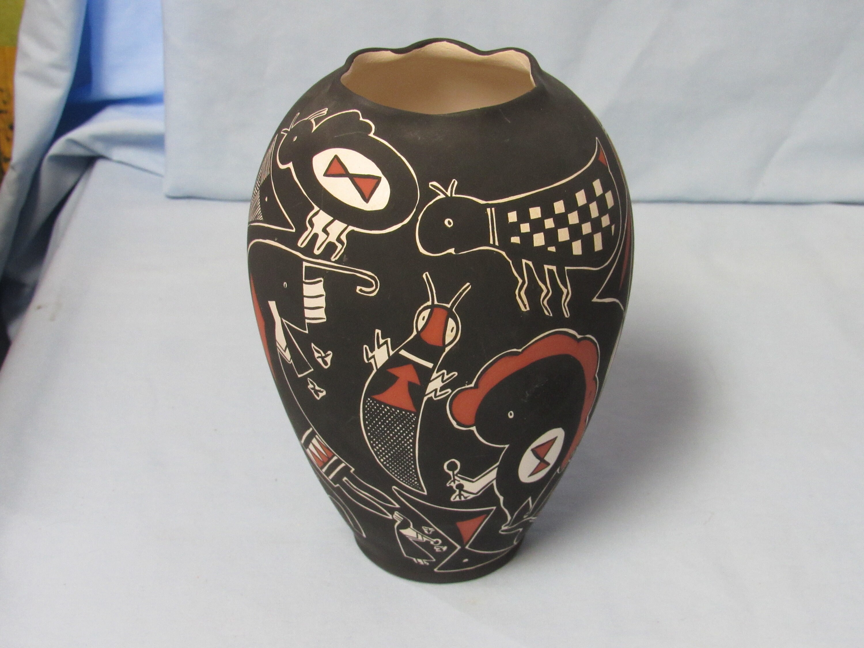 Acoma Pottery Mimbres Design With Flute Player Ladybugs Quail Fish and ...