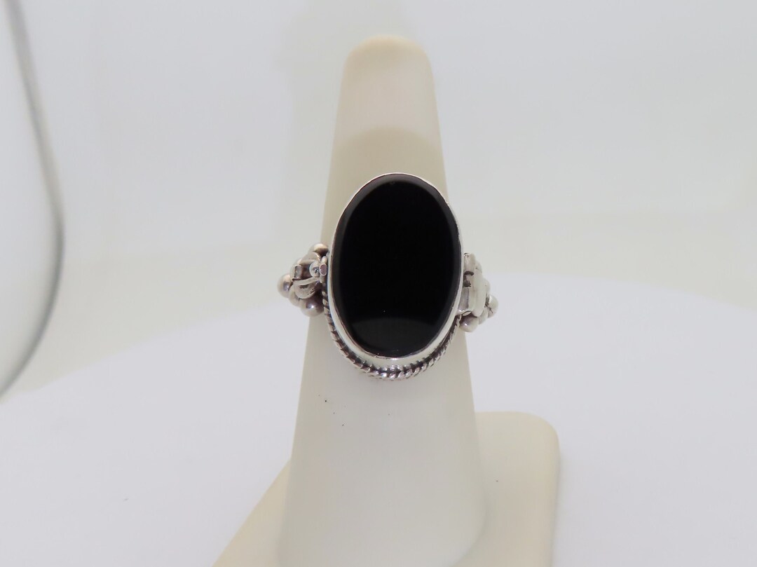 Poison Ring Pillbox Stashbox Stash Rings Secret Compartment Vessel ...