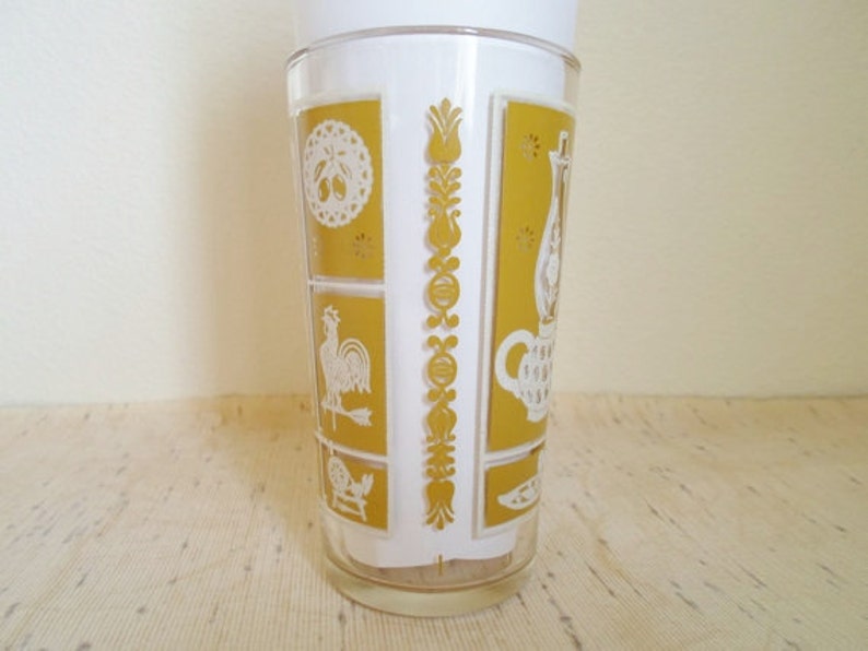 Vintage Set of Four Bar Glasses With Early American Pattern Harvest ...