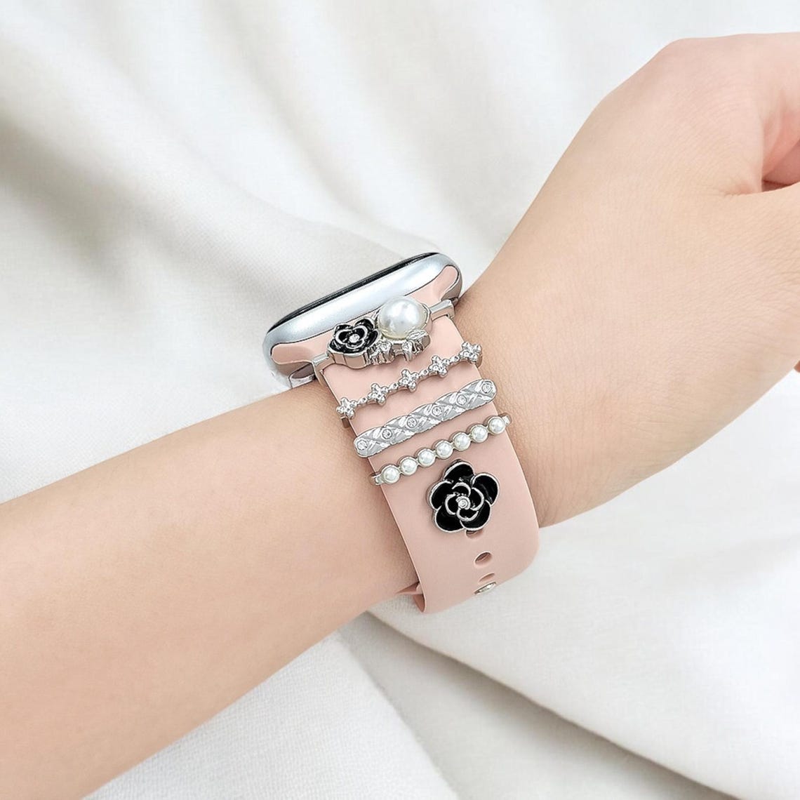 Floral Pearl Apple Watch Band Charms: Diamond Black / White Camellia ...