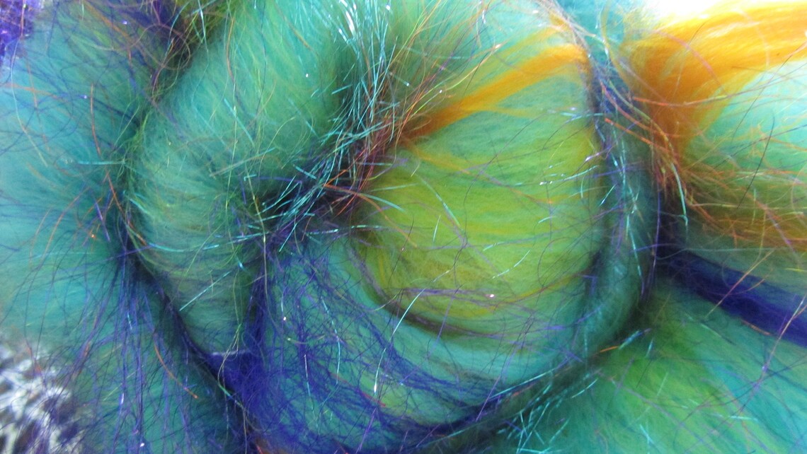 FANCY LIZARD 3.5 oz fiber art batt for spinning felting | Etsy