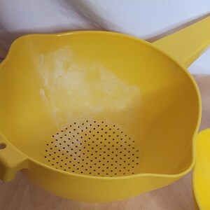 Vintage Tupperware Yellow Colander Set of 2 Large Small See Pictures ...