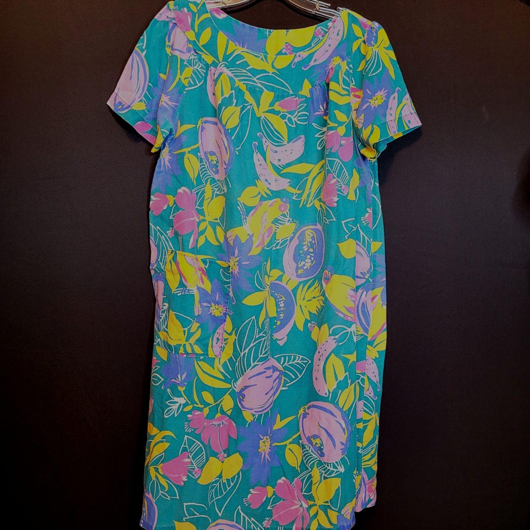 Vintage Hawaiian House Dress Nightgown Floral Pocket Has Pilling Split ...