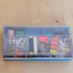 Vintage Sewing Kit Plastic Box Assorted Supplies Thread Scissors Misc ...