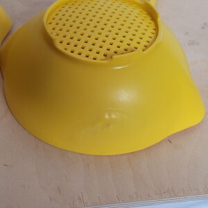 Vintage Tupperware Yellow Colander Set of 2 Large Small See Pictures ...