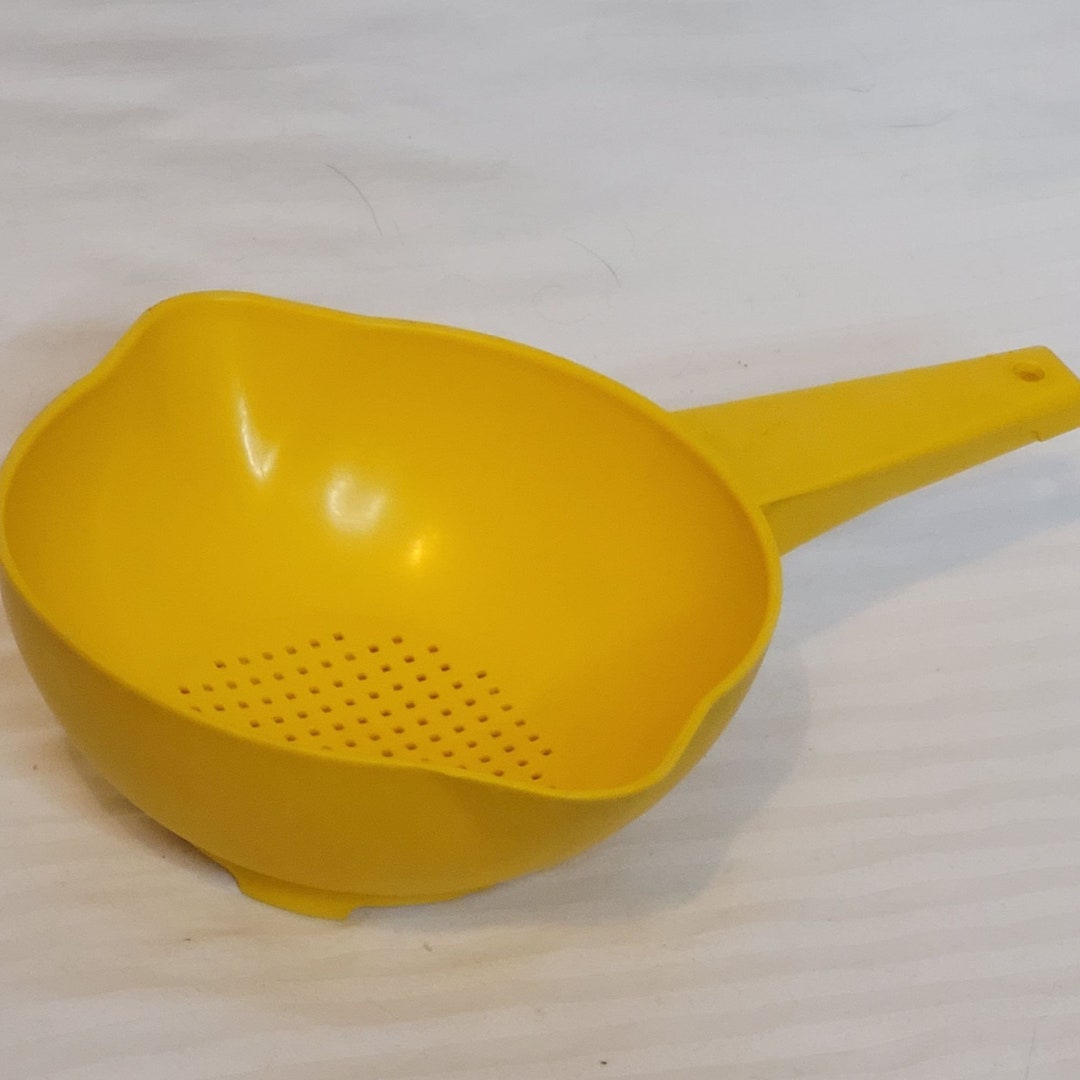 Vintage Tupperware Yellow Colander 1200 Small 11 Inches by 8 Inches - Etsy