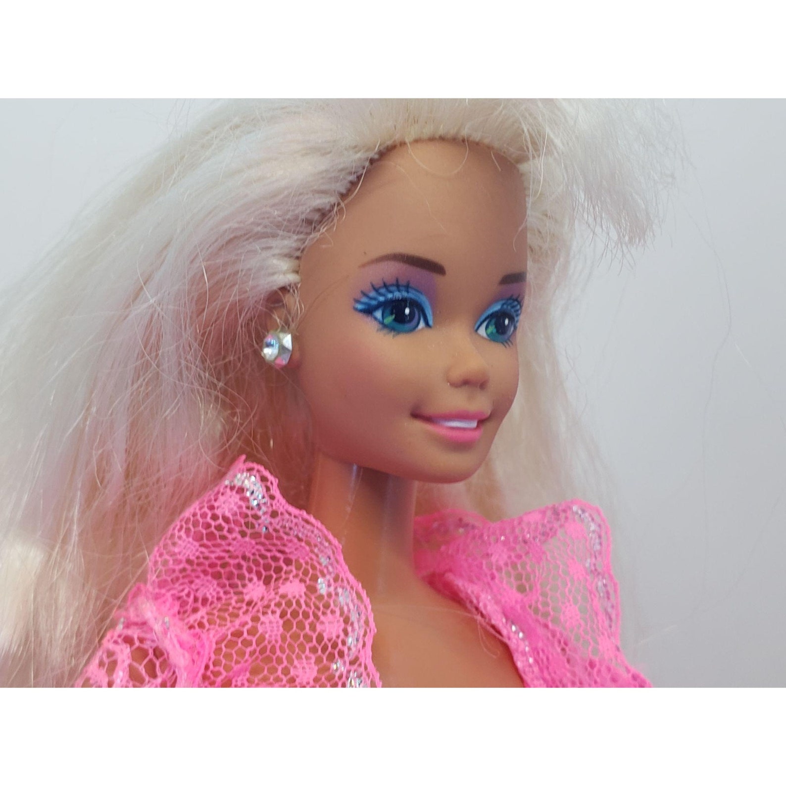 Vintage Barbie 1990 Light and Lace Crimped Bonde Hair Doll Earrings ...