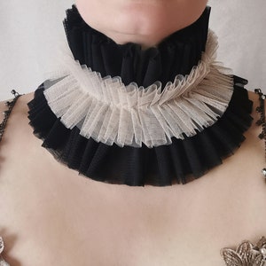 Edwardian Renaissance Tulle Ruffle Collar in Ivory Beige and Black ...