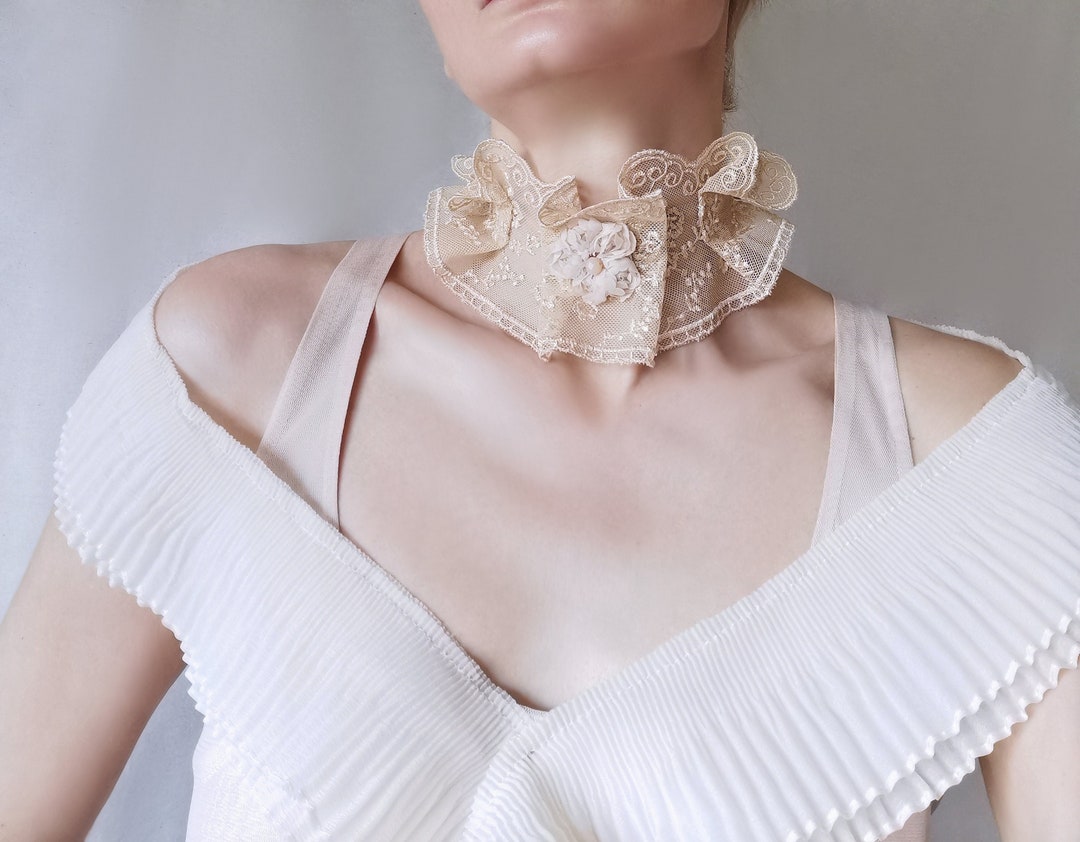 Fine Lace Ruffle Collar in Beige With Fabric Bead Flower Rococo Costume ...
