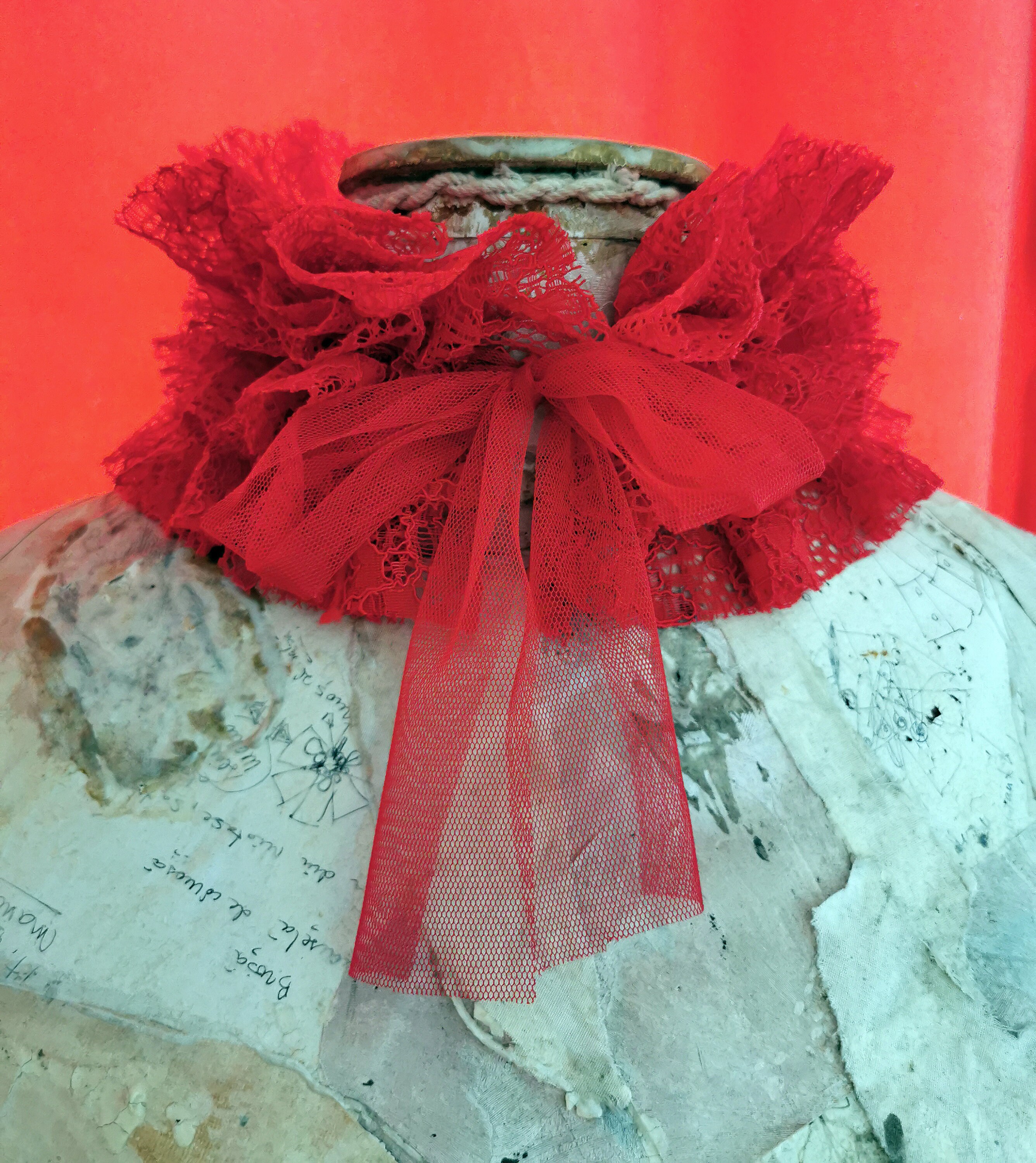 Cardinal red floral lace ruff collar Renaissance costume | Etsy