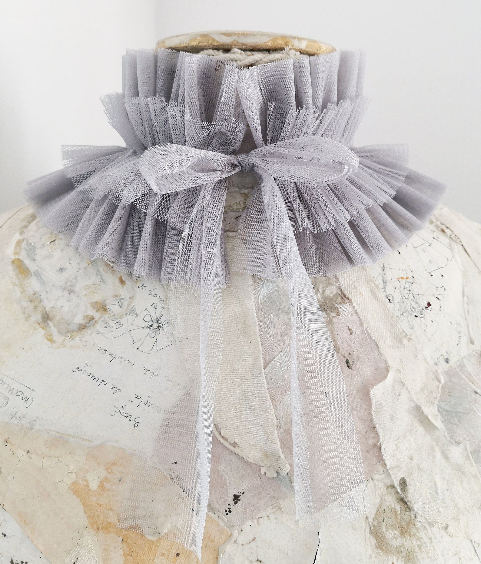 Clown Gray Ruffle Tulle Collar, Elizabethan Ruff Collar, Renaissance ...