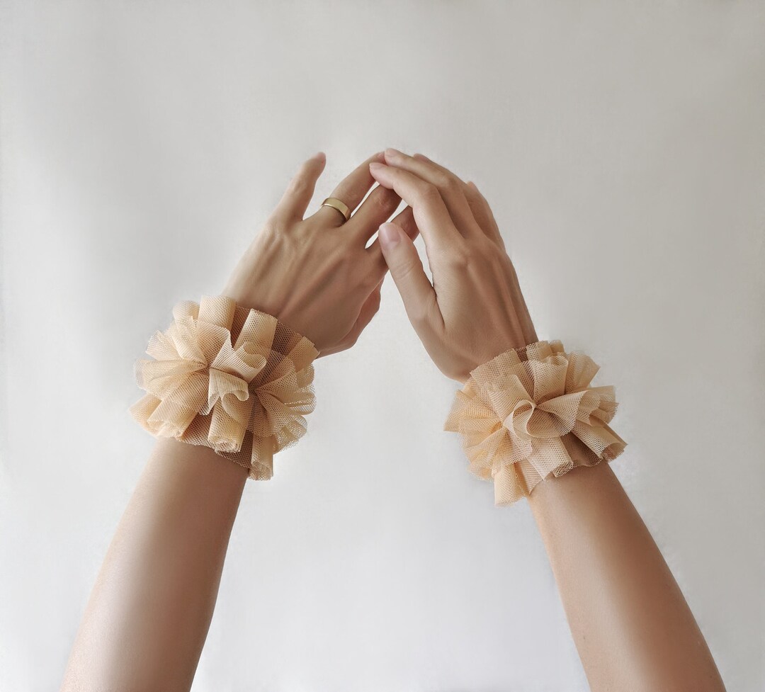 Beige Tulle Tutu Ruffle Cuffs for Bride, Renaissance Cuffs Gloves ...