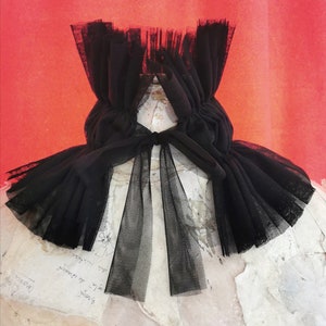 Renaissance Queen High Neck Tulle Collar in Black, Shakespeare Ruffled ...