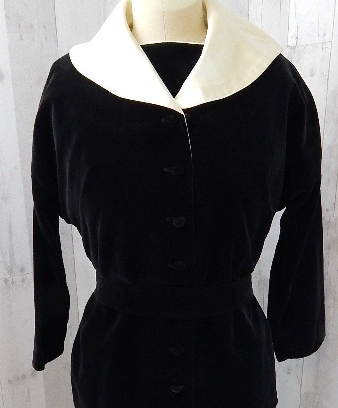 JONATHAN LOGAN 1960s Vintage Black Velvet Dress 2PC Designer W/belt ...