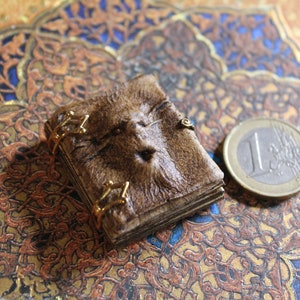 Dollhouse Miniature Creepy/magic/halloween Book With Face - Etsy