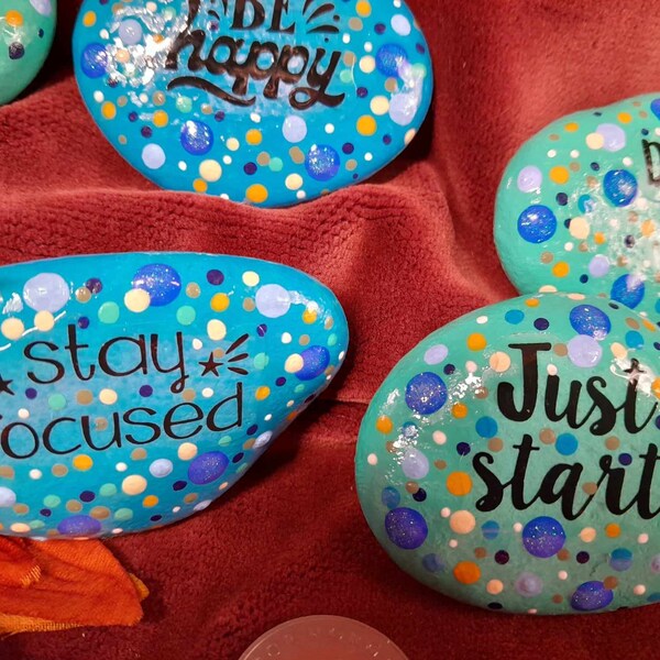 Set of Painted Rocks - Etsy