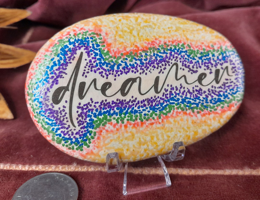 DREAMER Positive Motivational Rainbow Rock Desk Decor Gifts for Friends ...