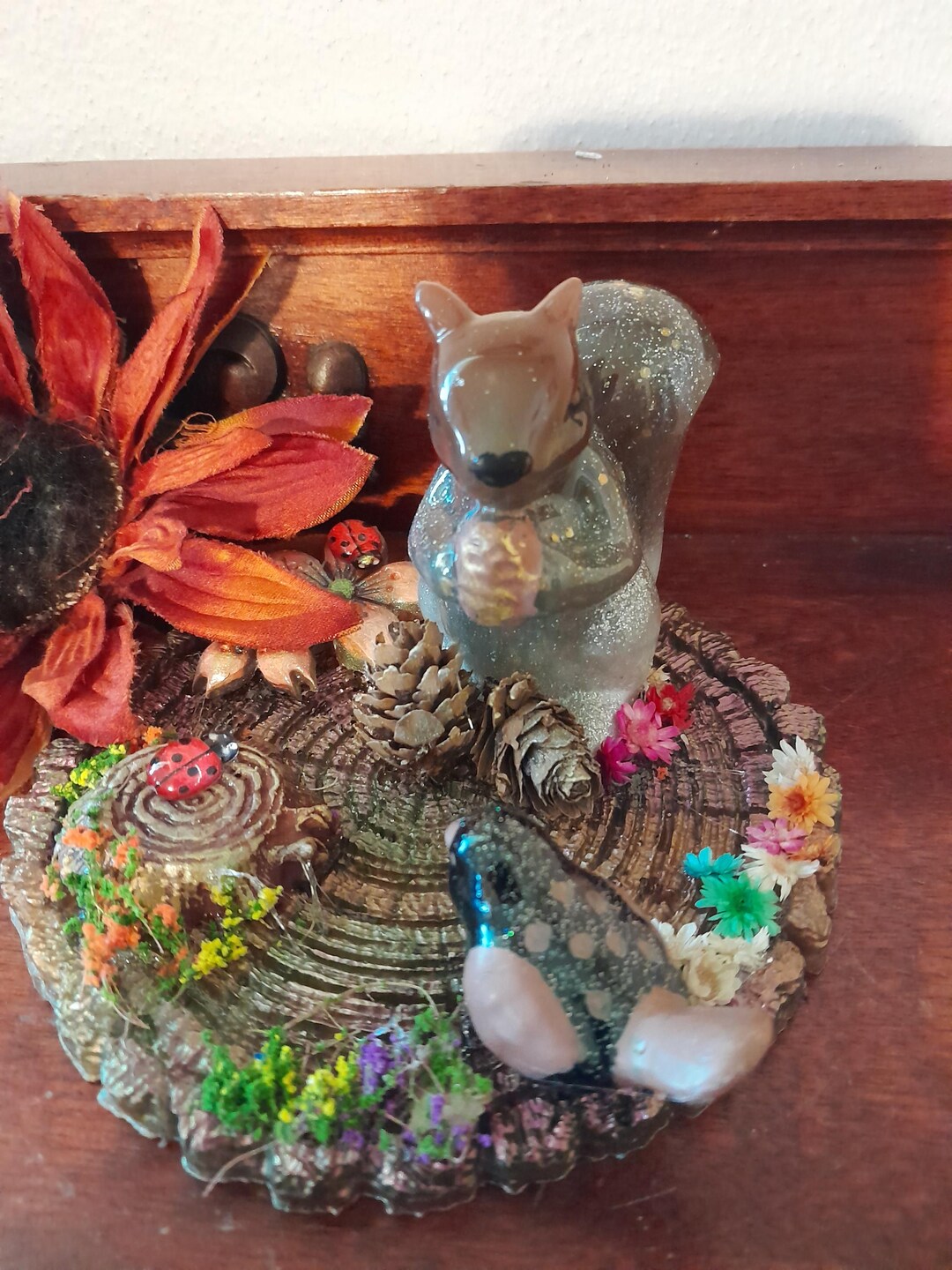 Woodland Squirrel and Friends Set Flora Woodstump Birds Ladybugs Decor ...