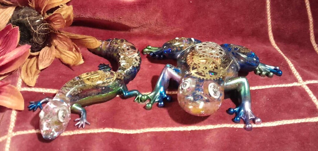 Funky Steampunk Frog and Wacky Lizard Themed Mixed Media Desk Buddies ...