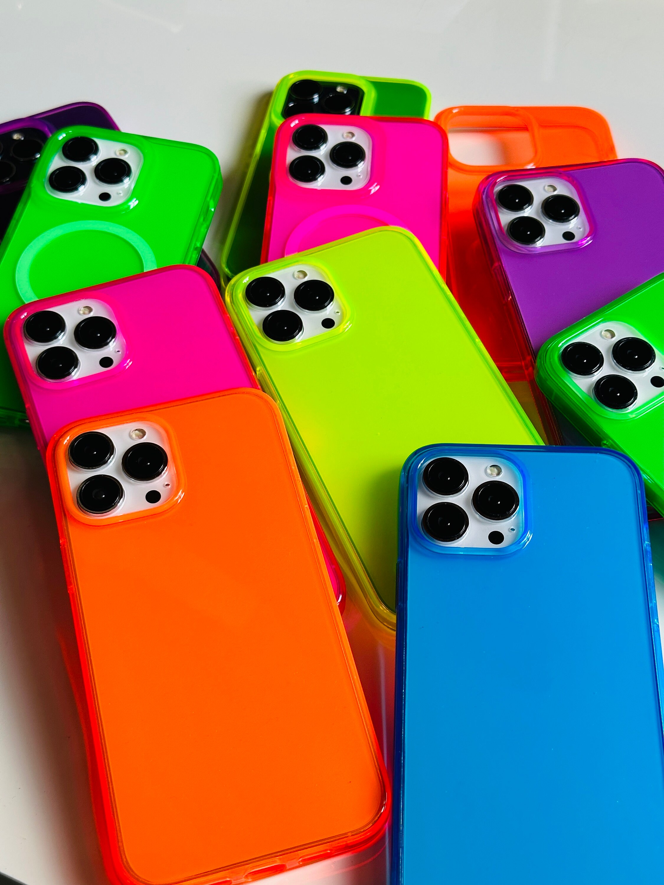 BRIGHT! Neon Magsafe Case for iPhone 16 Pro Max, iPhone 15, iPhone 14 ...