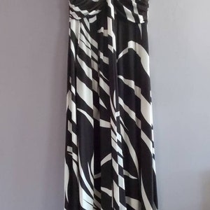 Wallis Brand Black and White Maxi Dress, Sleeveless, Y2K, Made in U.K ...