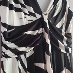 Wallis Brand Black and White Maxi Dress, Sleeveless, Y2K, Made in U.K ...