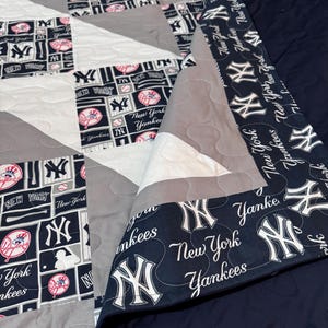 New York Yankees Quilt - Etsy