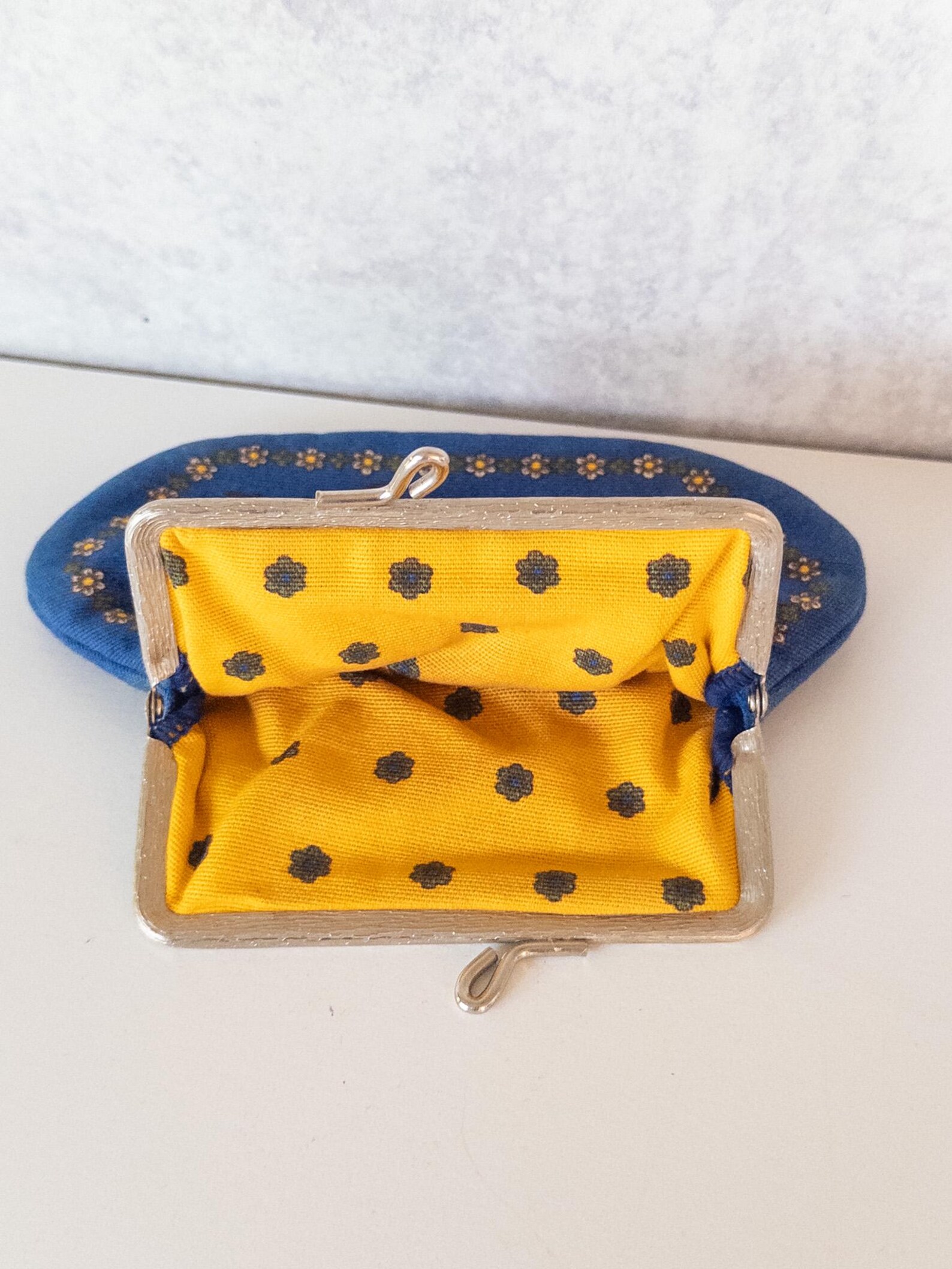 Vintage Kolf Austrian Folk Art Blue Kiss Clasp Coin Purse - Etsy