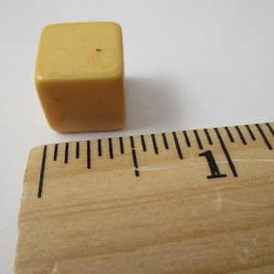 Six Vintage Creamy Yellow Bakelite Cubes Undrilled Dice Jewelry ...