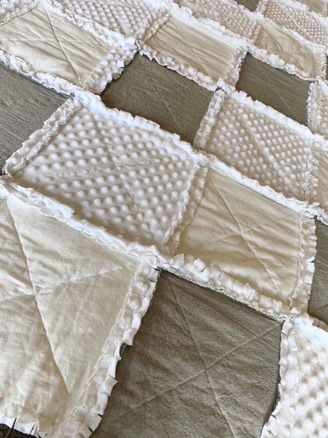 Modern Rag Quilt-personalized Rag Quilt-linen Rag Quilt | Etsy Canada